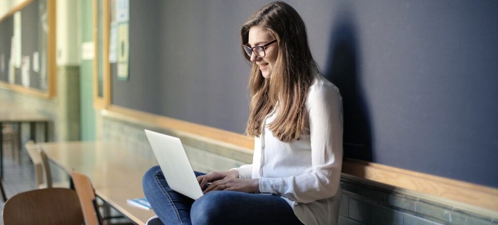 What Is SpeechPad? Quick Guide To This Transcription Platform